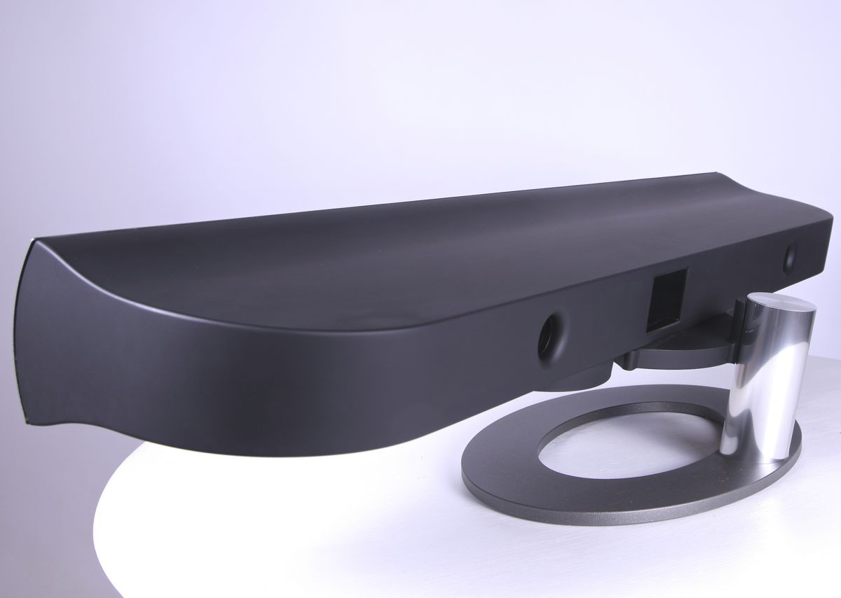 BeoLab 7.1 Centre Channel Active Loudspeaker - Titanium/Black. Massive ...