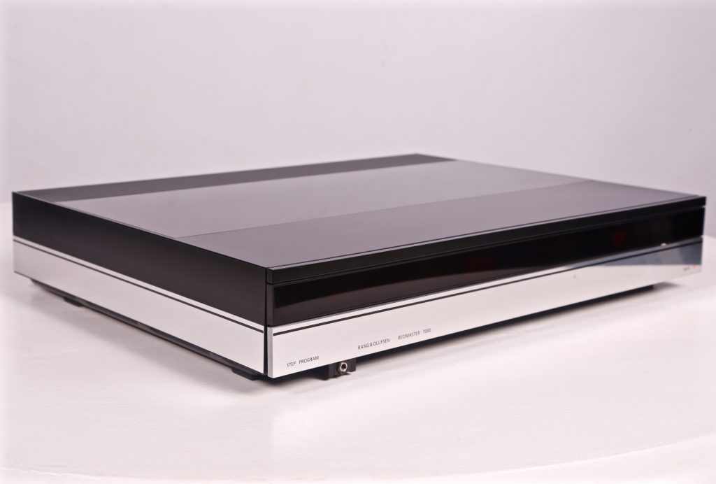 B&O BeoSystem 7000, 6500, 5500 rare pieces from the pre-owned B&O ...