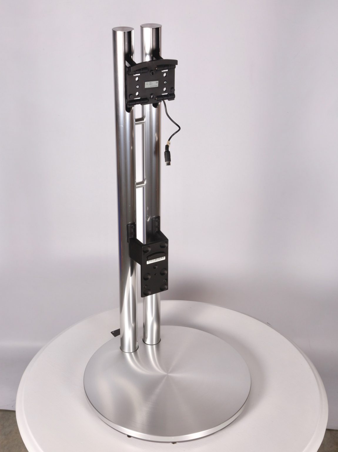 Brackets & Stands incl the iconic BeoSound 9000 Vertical & Horizontal ...