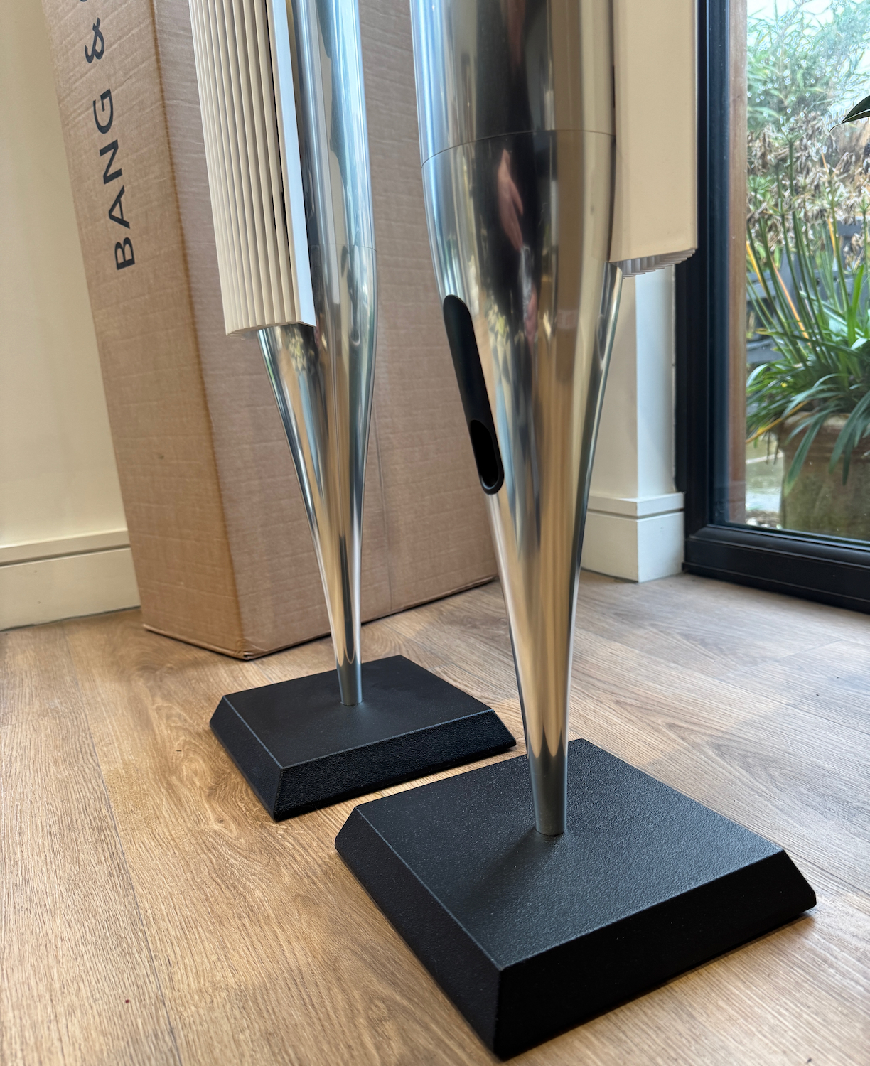 BeoLab 18 Loudspeakers - White - Ex Display