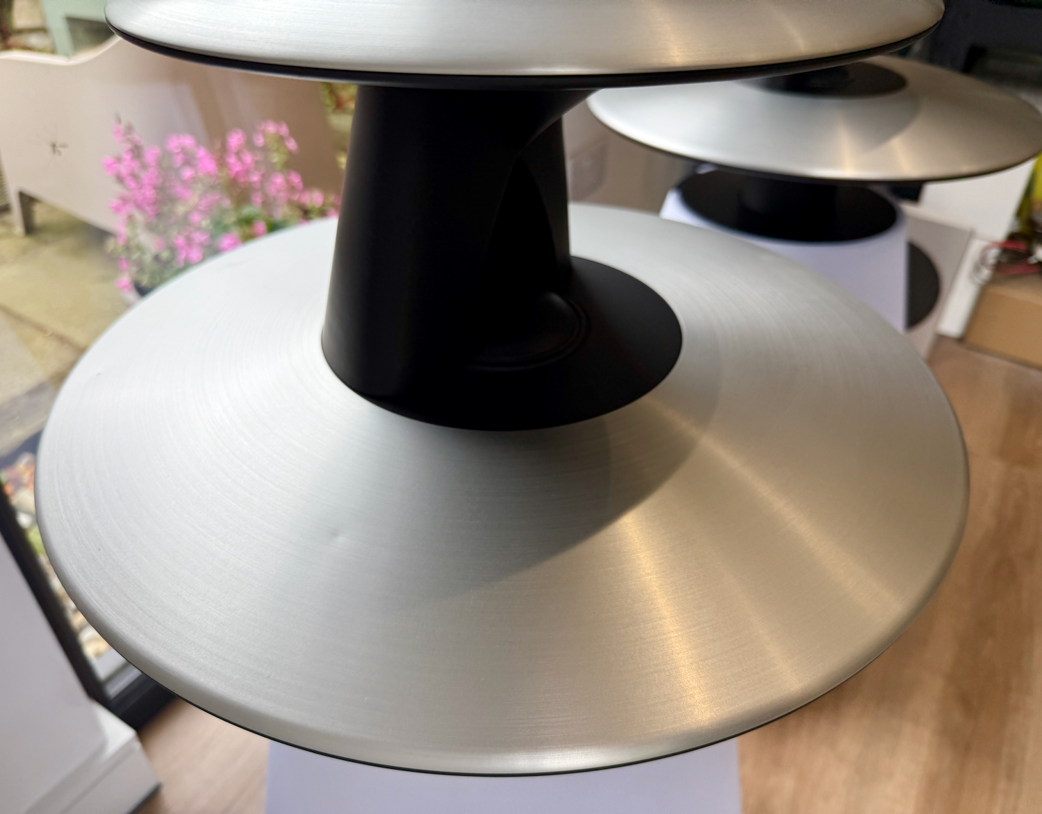 B&O BeoLab 5 Stereo Loudspeakers - White/Aluminium